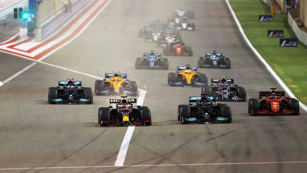 F1 GP Bahrain, ordine di arrivo: Hamilton beffa Verstappen, finale thrilling