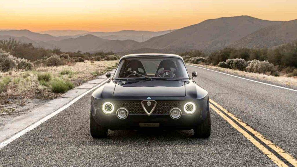 Alfa Romeo Giulia, il restomod di una modello storico: la modifica ...