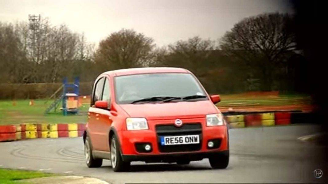 La Fiat Panda non teme i rivali: che sfida a una Ferrari, il video è ...